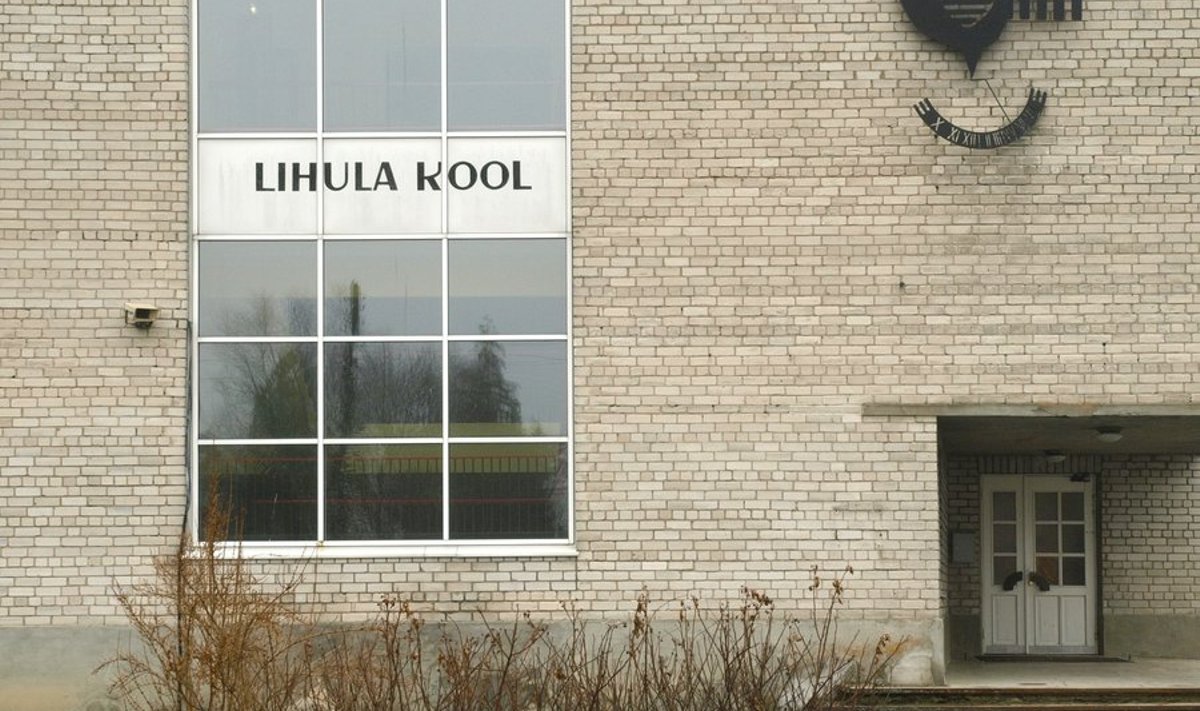 Lihula gümnaasiumi direktor vallandati vahetult enne kooliaasta lõppu ... Lihula gümnaasiumi direktor vallandati vahetult enne kooliaasta lõppu ...